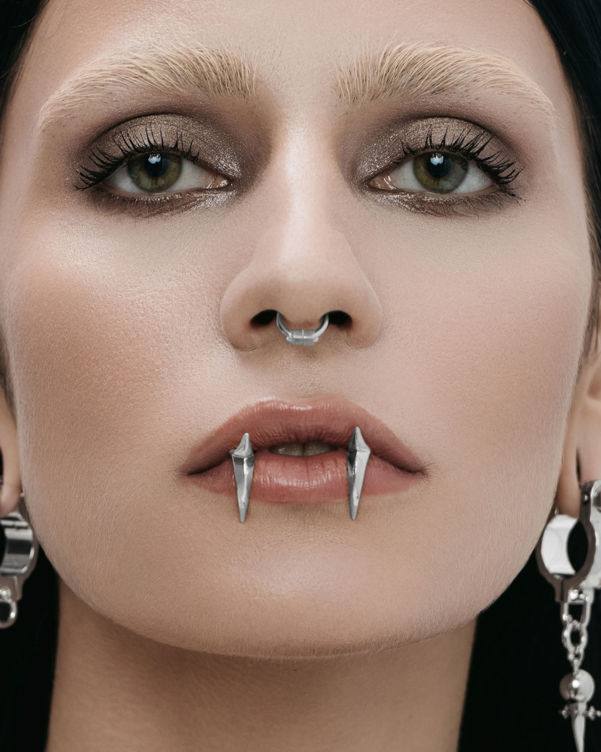 IRIDIUM Lip Cuff - Lip Cuffs