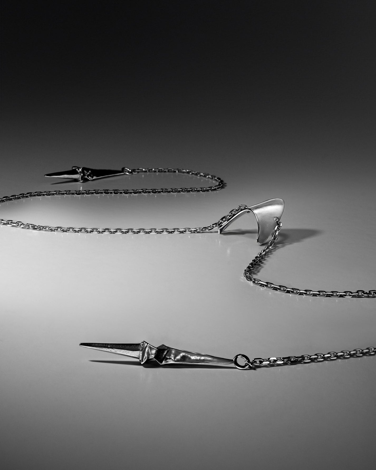 HERESIA Face Chain - Face Chains - Ask & Embla