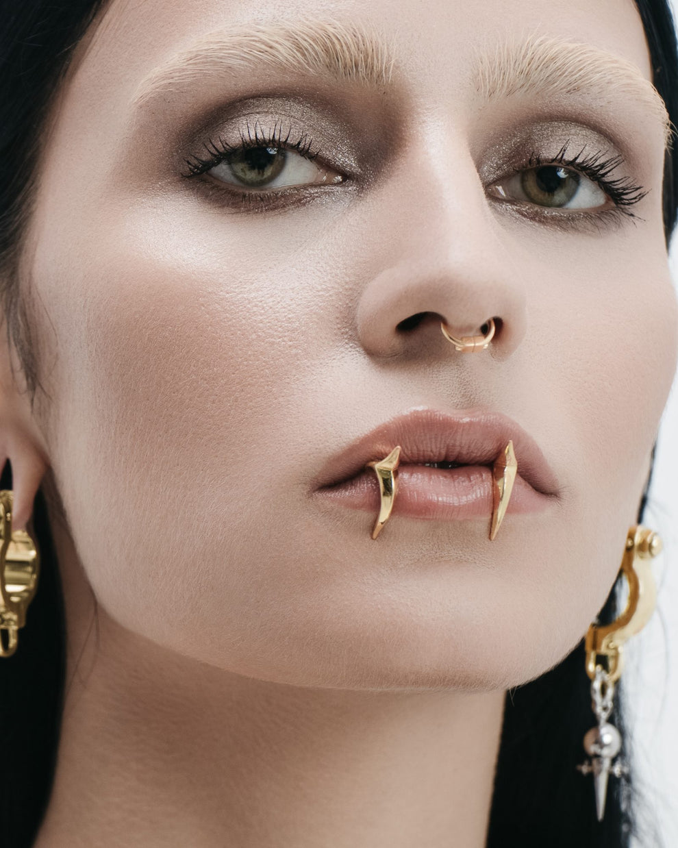 IRIDIUM Lip Cuff - Lip Cuffs