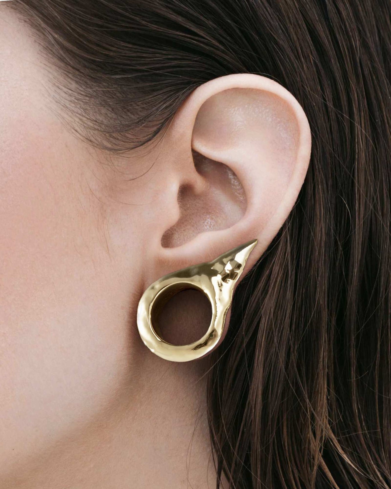 ERILON Tunnels - Stretched Ear Jewelry - Ear Hangers