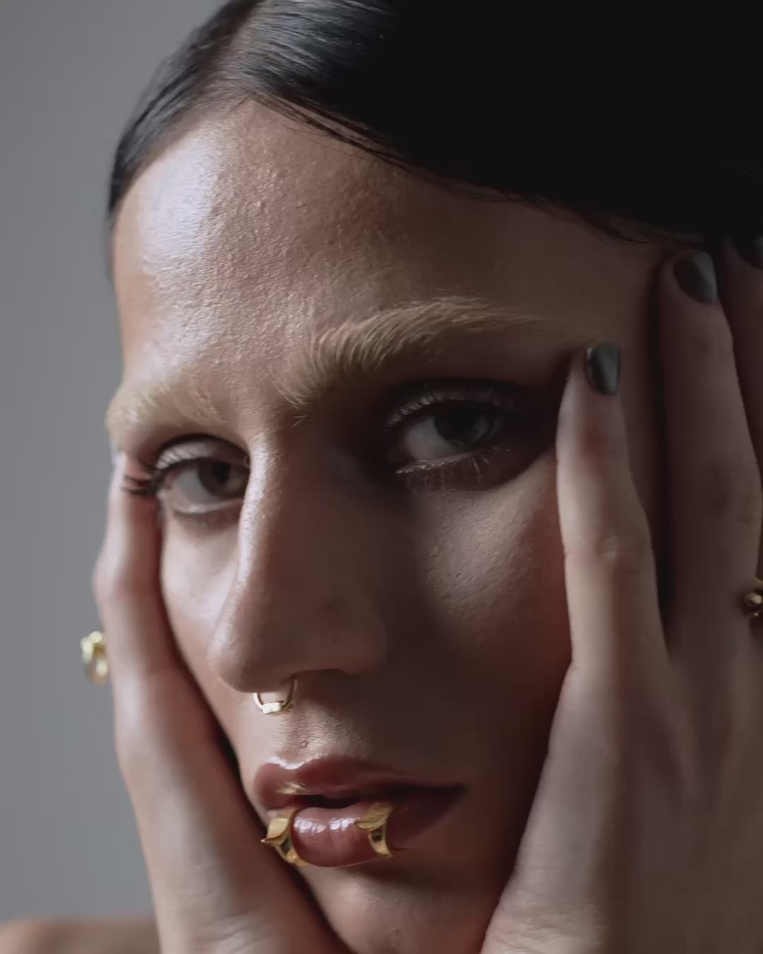 IRIDIUM Lip Cuff - Lip Cuffs